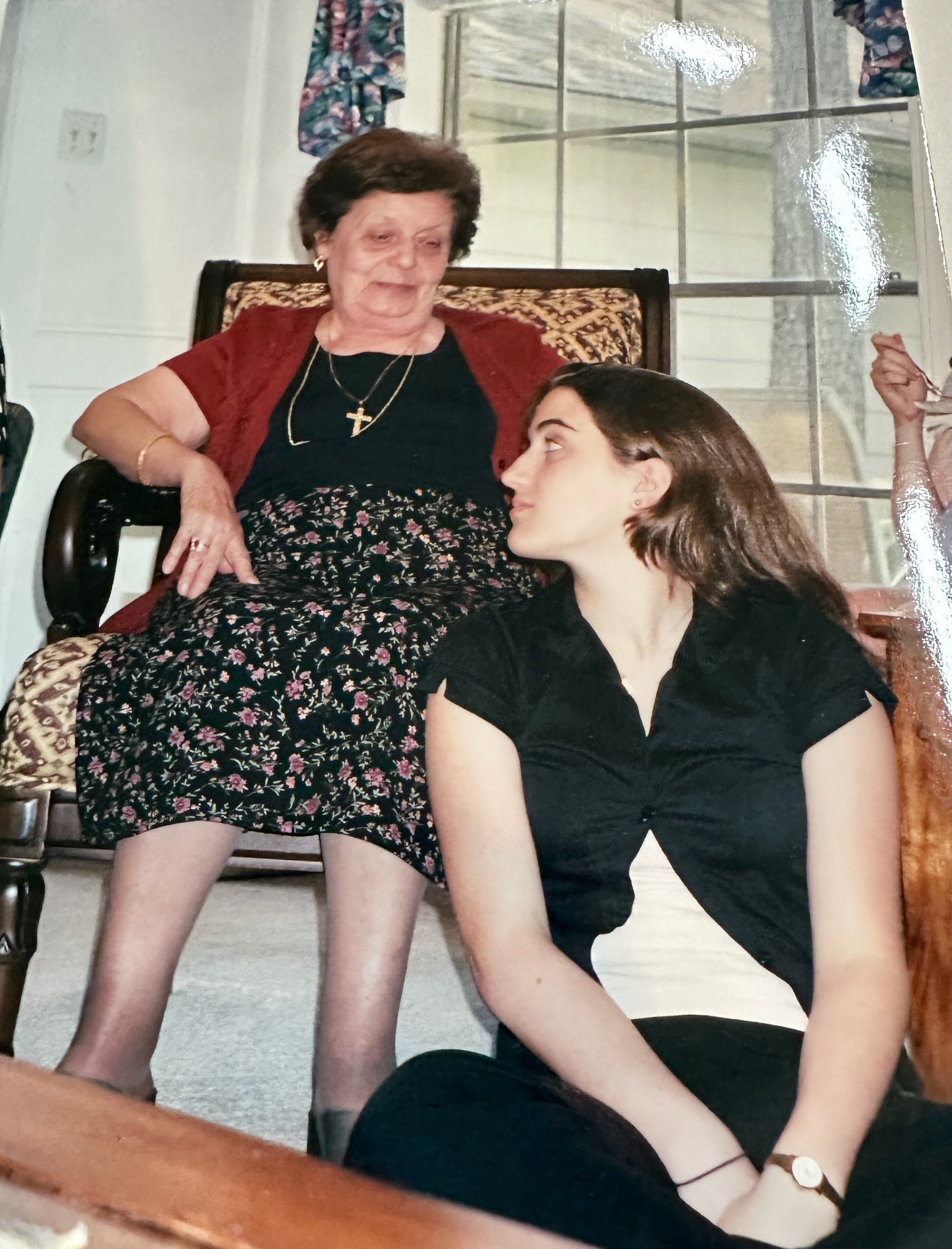 Daughters of Palestine: – The Thankful Priest – Leyla King